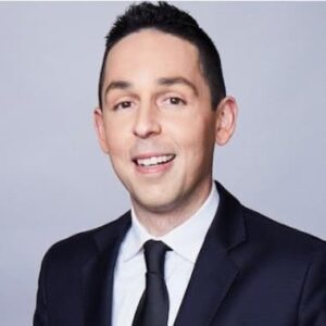 Whit Johnson Bio, Wife, Mother, Salary, Height, Age, ABC News