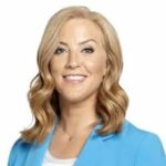 Sarah Jane Mee Bio, Bikini, Feet, Husband, Legs, Age, Leather